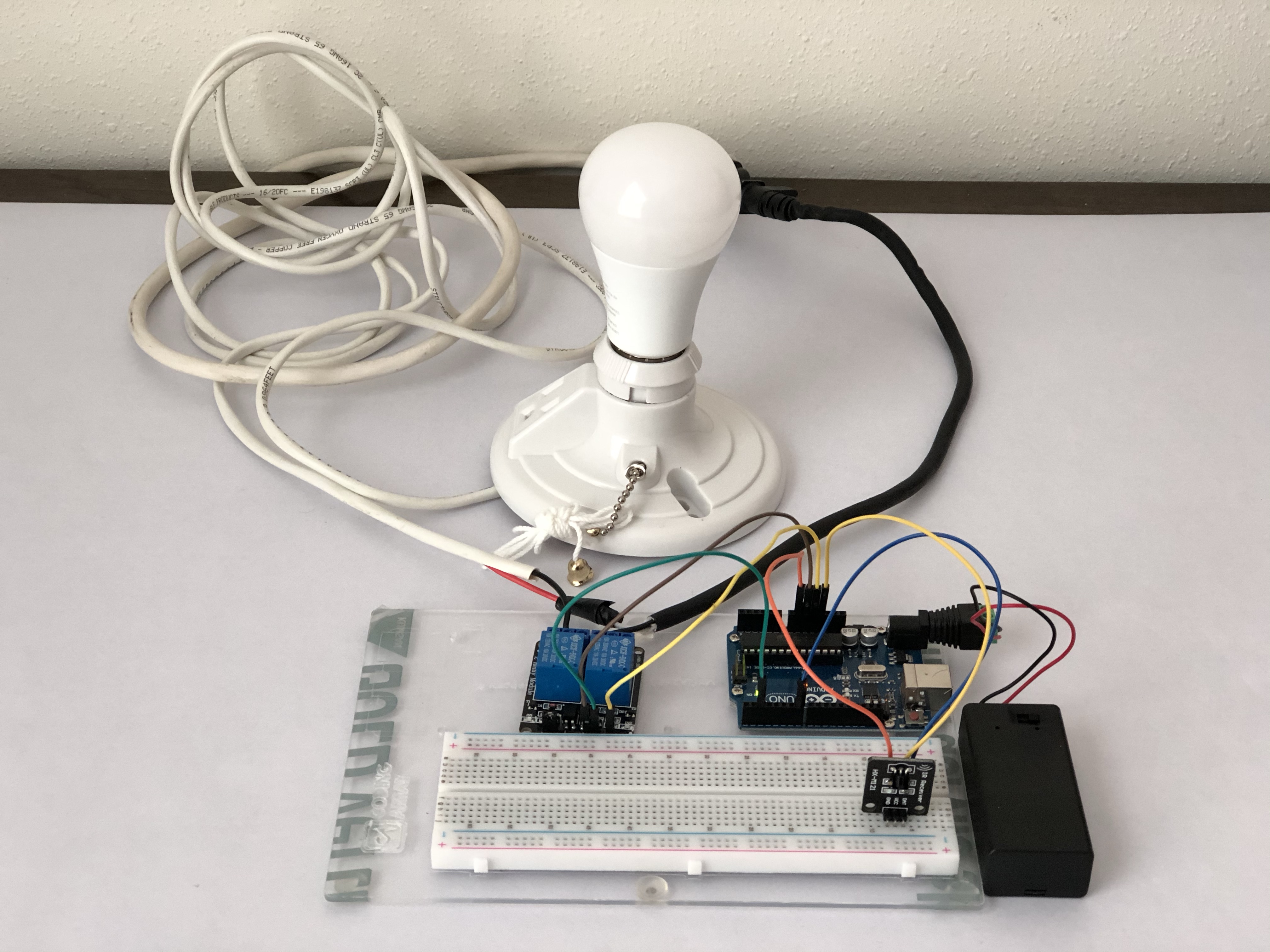 Remote Control Light using a Relay – Arduino and AI